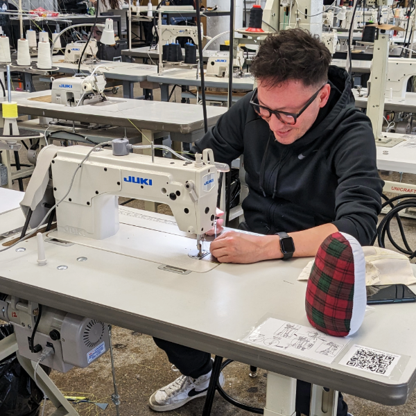 GARMENT ALTERATIONS AND TAILORING - College for Creative Studies