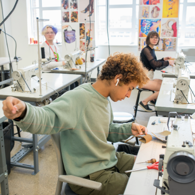 FASHION DESIGN: ESSENTIAL SKILLS - College for Creative Studies